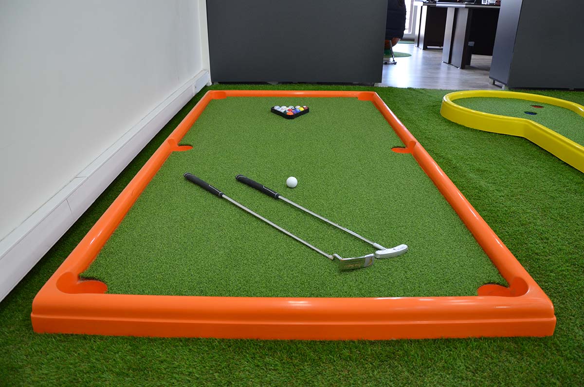 Snooker Golf | Turtle Decade